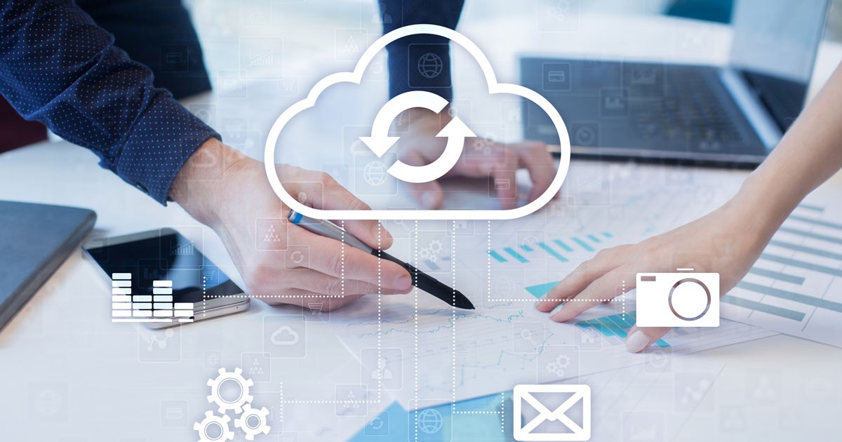 クラウドとは？特徴や具体例をIT初心者にもわかりやすく解説｜Smart Work (スマートワーク)｜法人向け｜KDDI株式会社